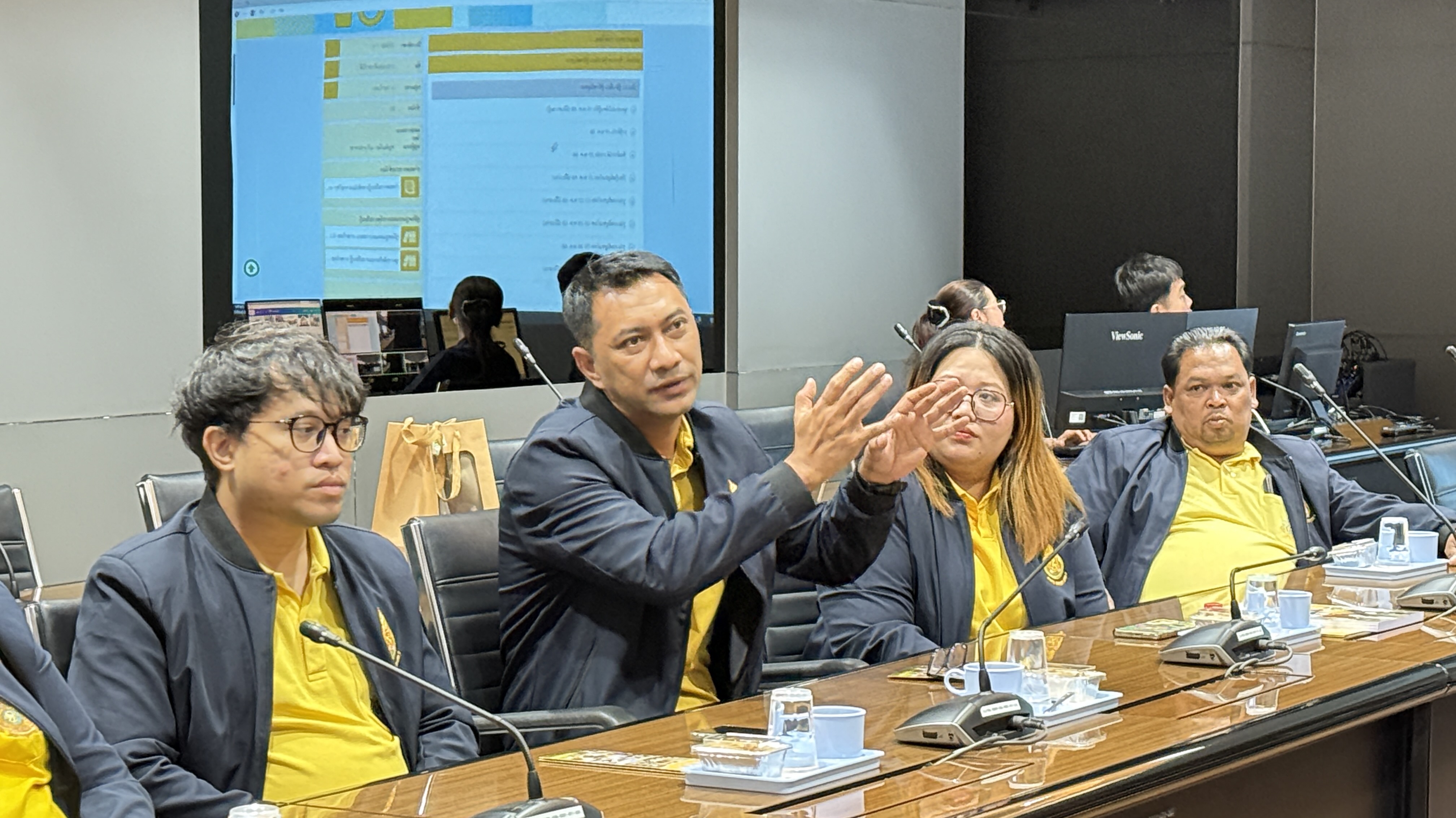 DLTV มูลนิธิการศึกษาทางไกลผ่านดาวเทียม